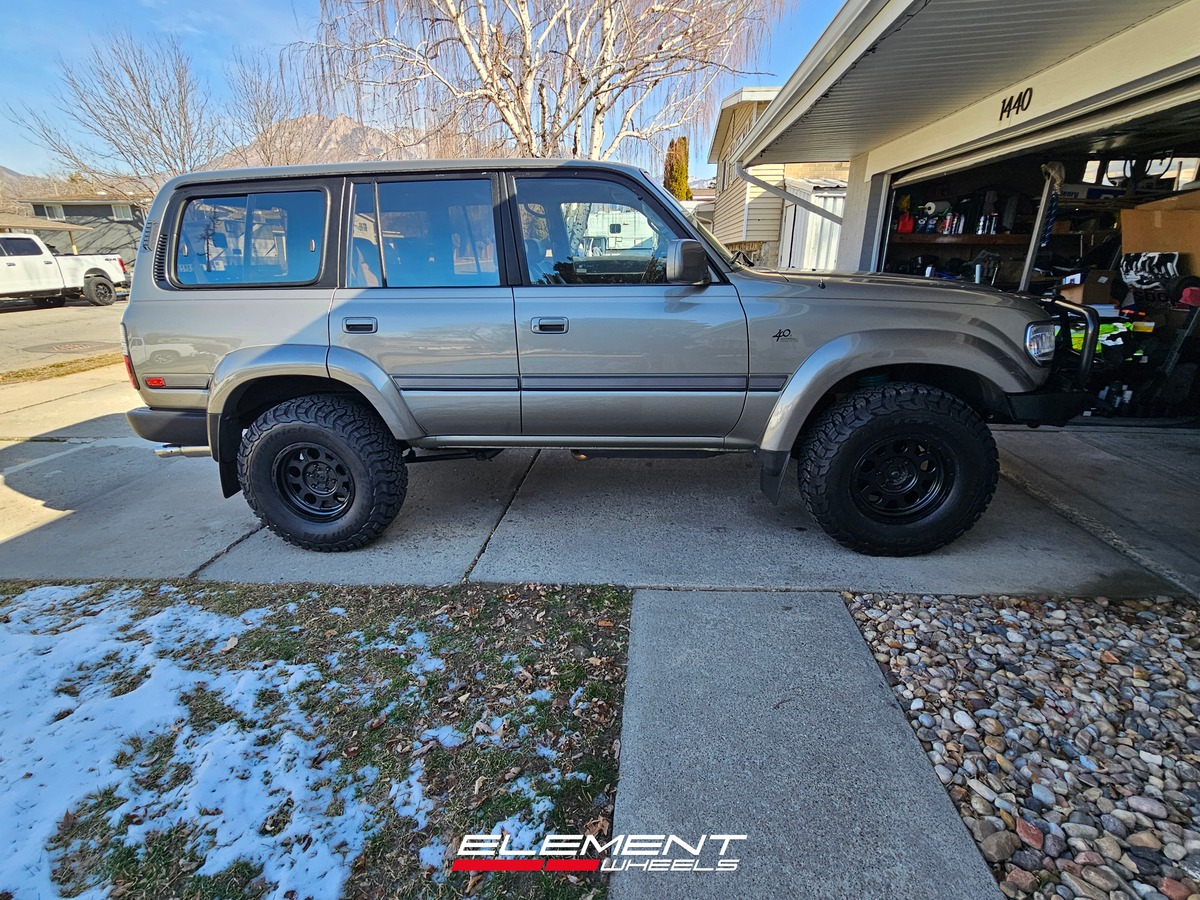 16x8 KMC KM522 Enduro Matte Black on 1991-1997 Toyota Land Cruiser ...
